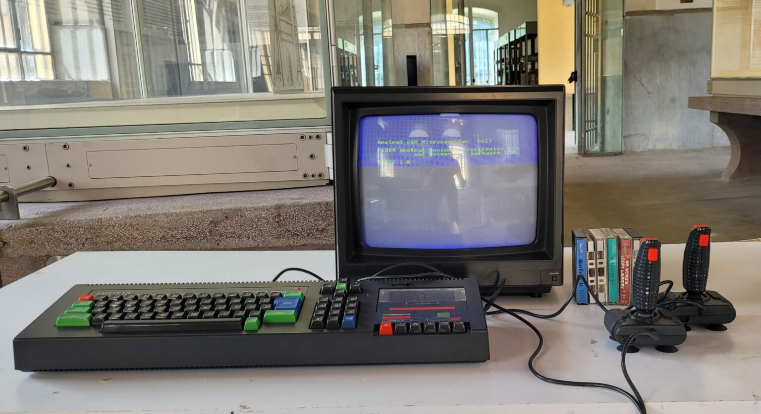 Amstrad 64K Microcomputer - Museo degli Strumenti per il Calcolo